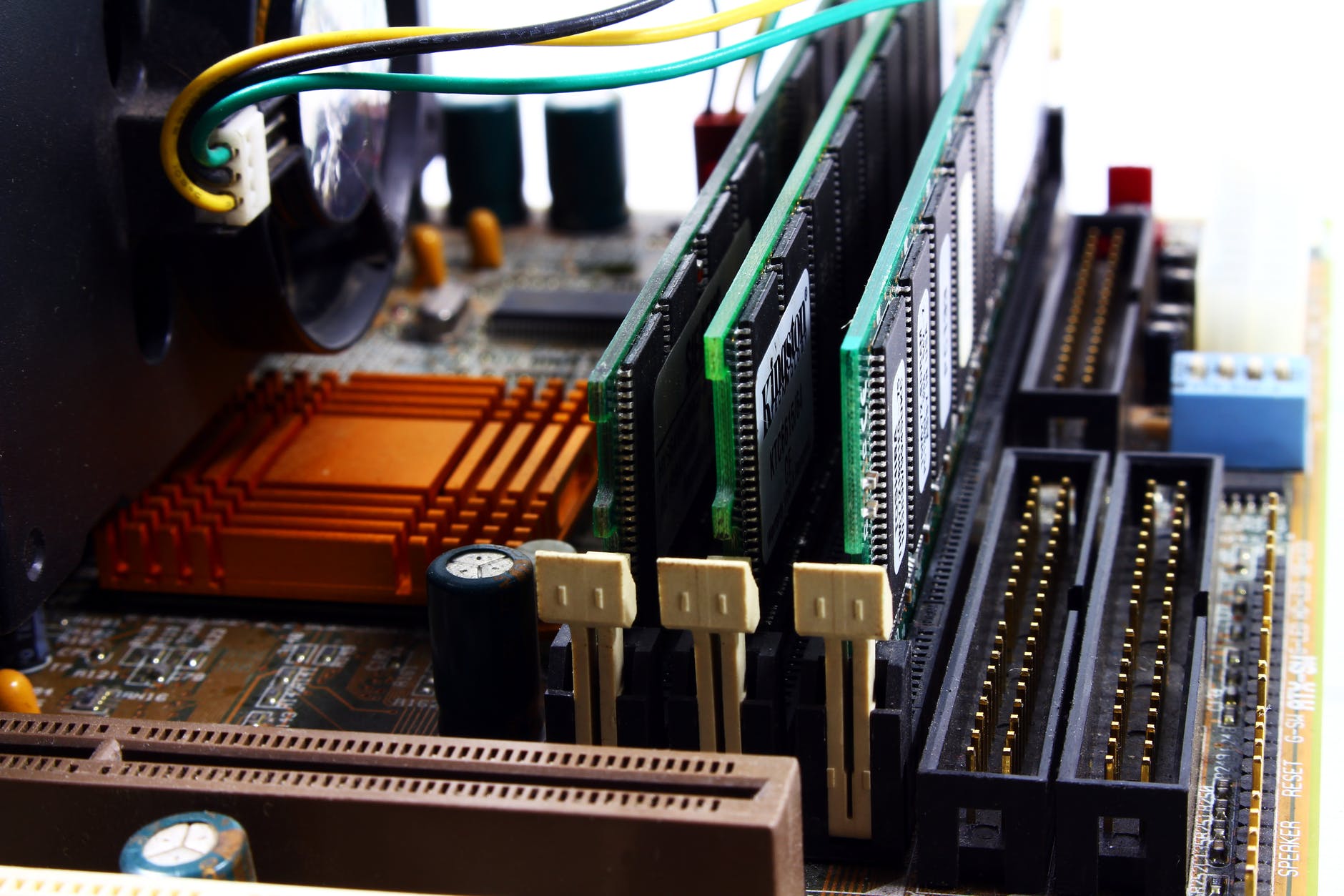 How To Troubleshoot A Motherboard Issue Complete Guide Just Motherboard