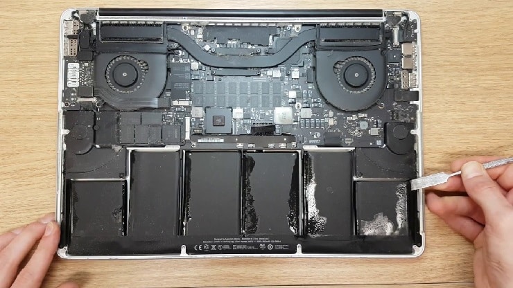 Mac PowerBook Battery Replacement in London | Fast & Reliable Service